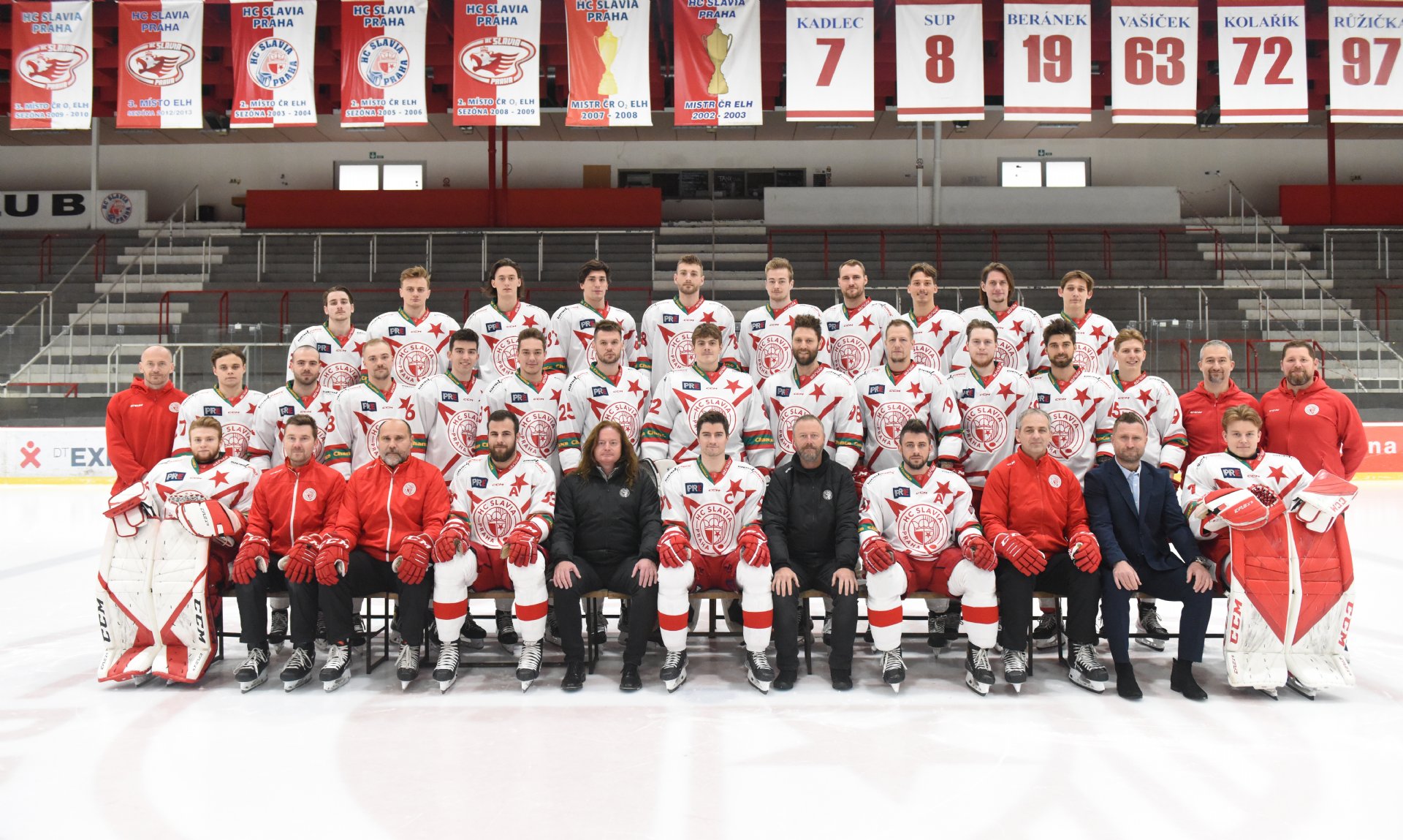 HC Slavia Praha | Autogramiáda hráčů a trenérů A-týmu v Edenu!
