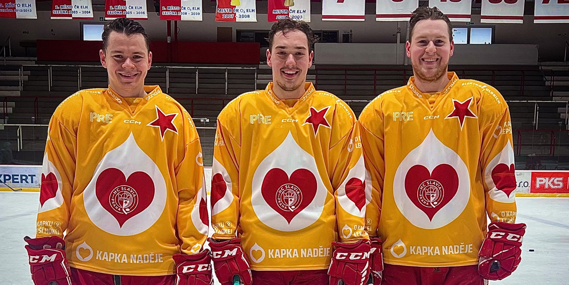 HC Slavia Praha | O Kapku lepší hokej v Edenu. Slavia v oranžových ...