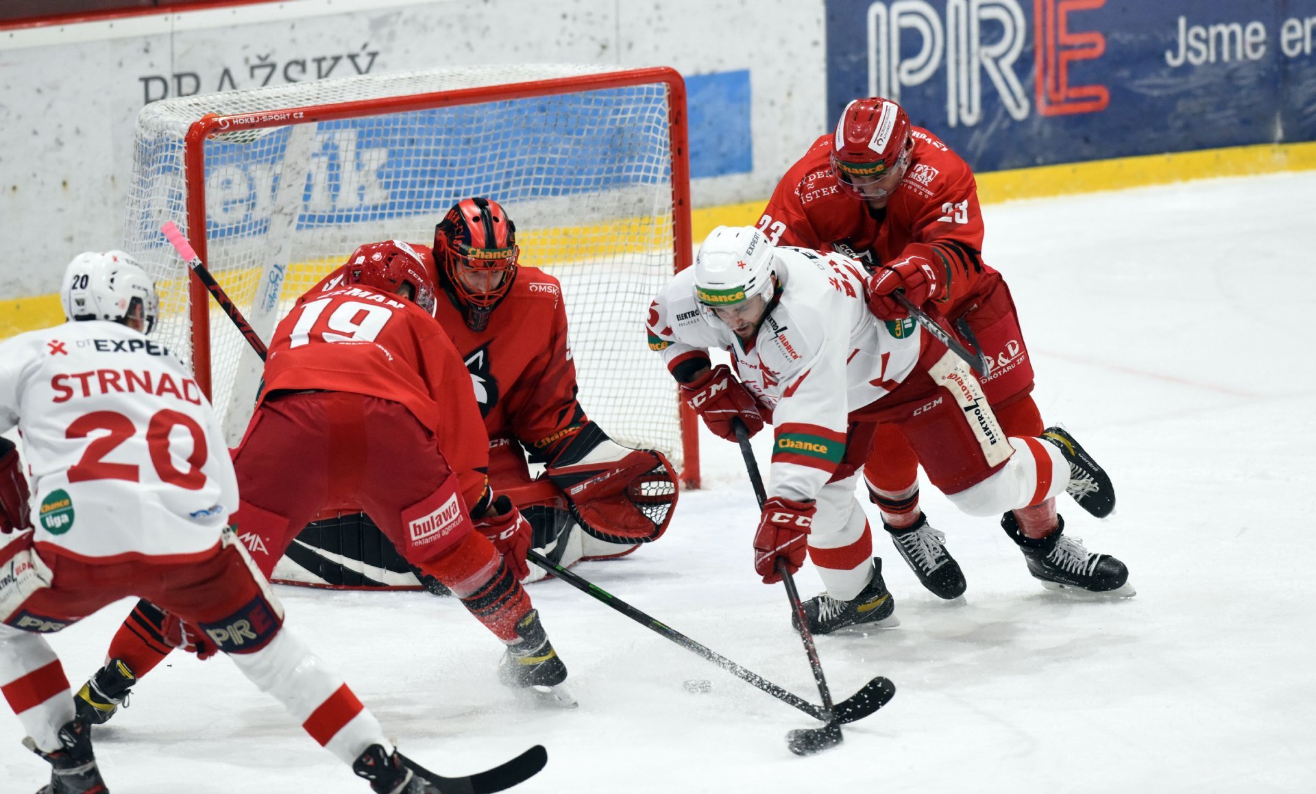 HC Slavia Praha | Slávisté v bitvě o důležité body vyzvou Frýdek-Místek