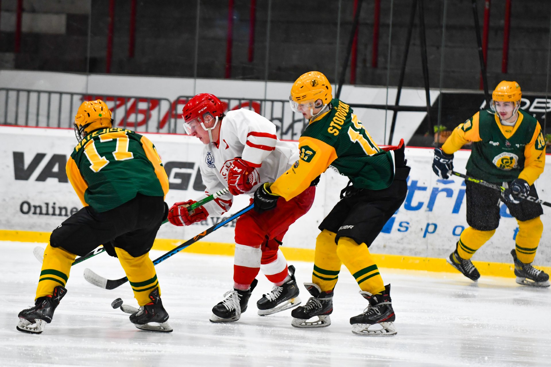 HC Slavia Praha | Reportáž ze zápasu: Vsetín - Slavia 3:2sn | Junioři ...