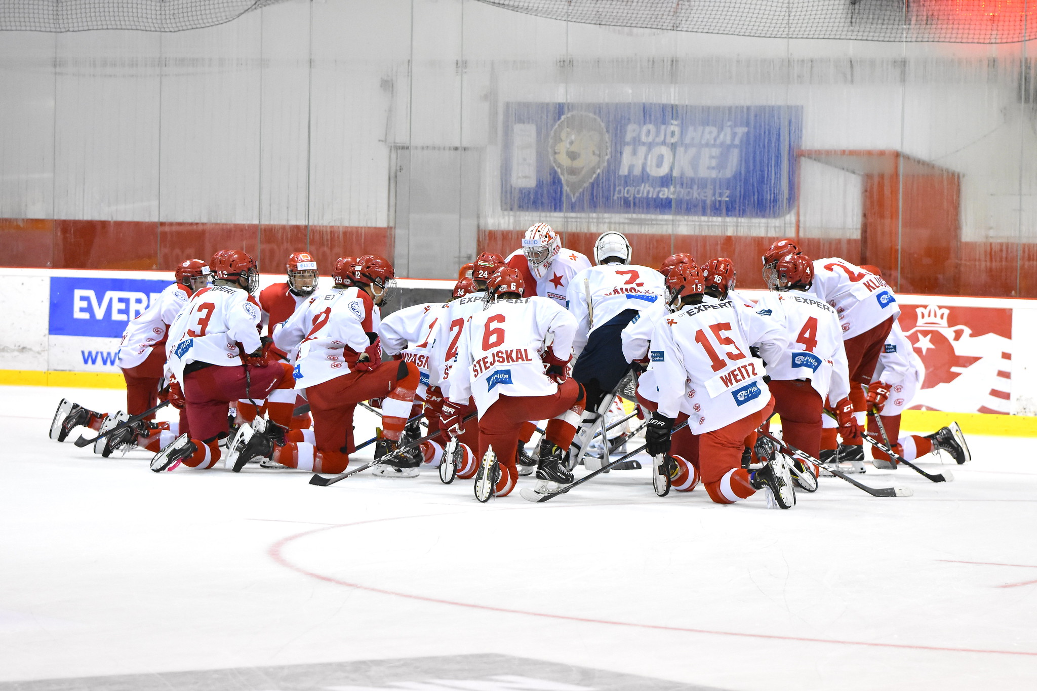 HC Slavia Praha | Reportáž ze zápasu: Mountfield HK - Slavia 9:3 ...